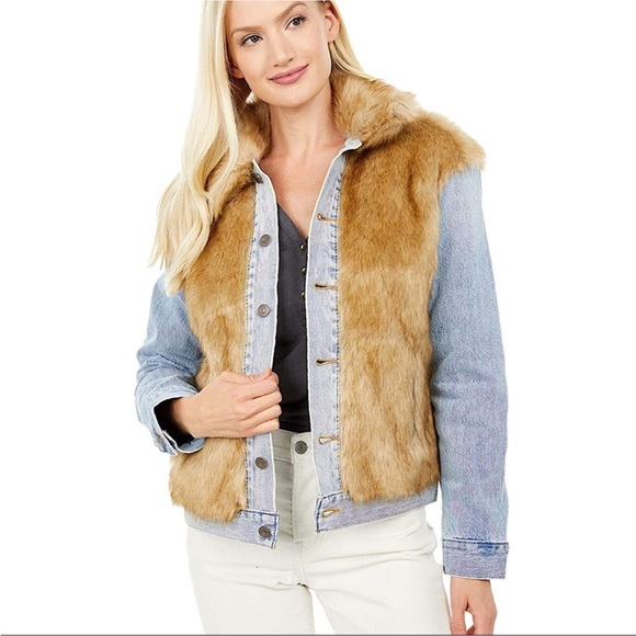 Levi's | Jackets & Coats | Nwt Levis Furry Furry Faux Fur Oversized ...